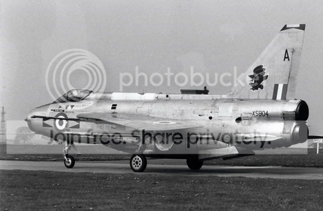 Iconic Aircraft Aviation Forum • View topic - Lightning photos